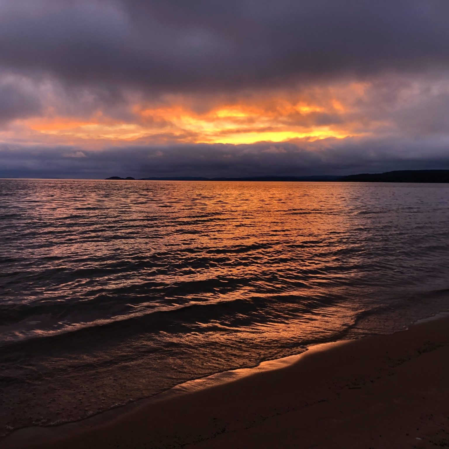 Ashtonbury Bay Beach - Superior Country