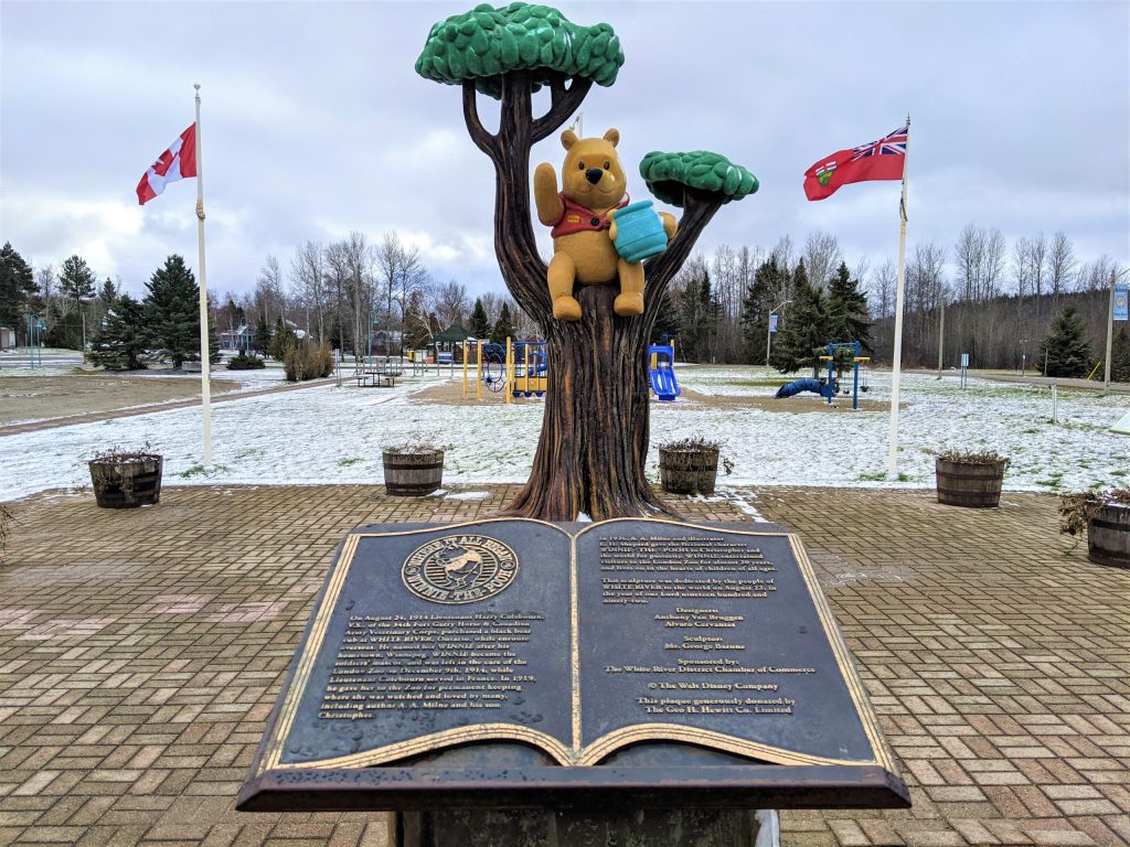 Winnie the Pooh Statue - Superior Country